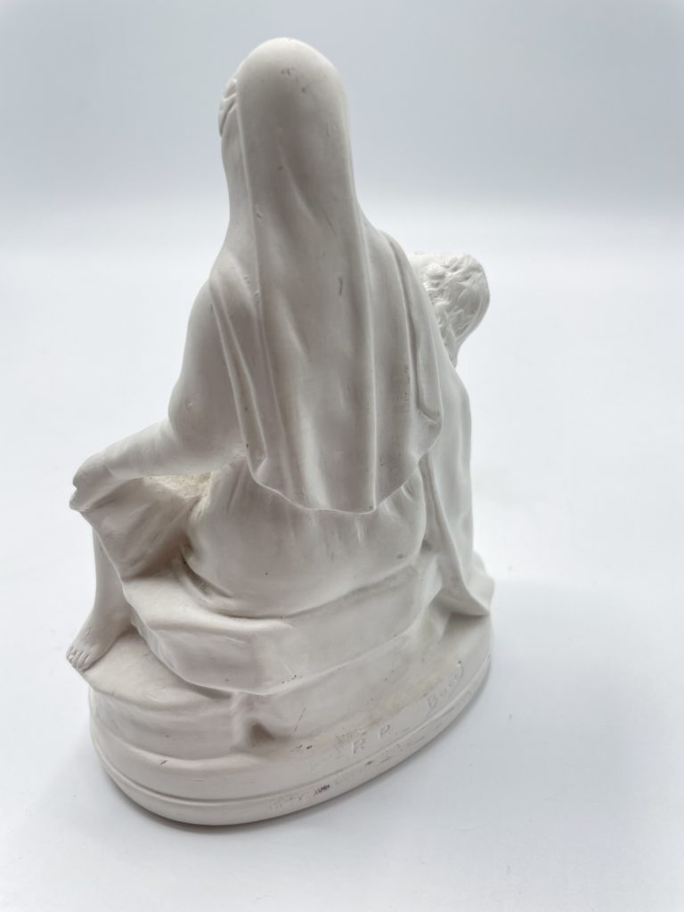 Sculpture en plâtre Marie et Jésus BACCI - Ressourcerie Histoires Sans Fin