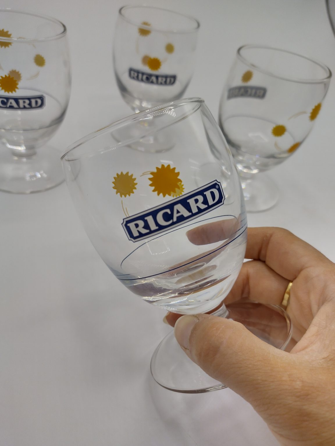 Lot de 4 verres ballons bibi Ricard Arc France - Ressourcerie Histoires ...