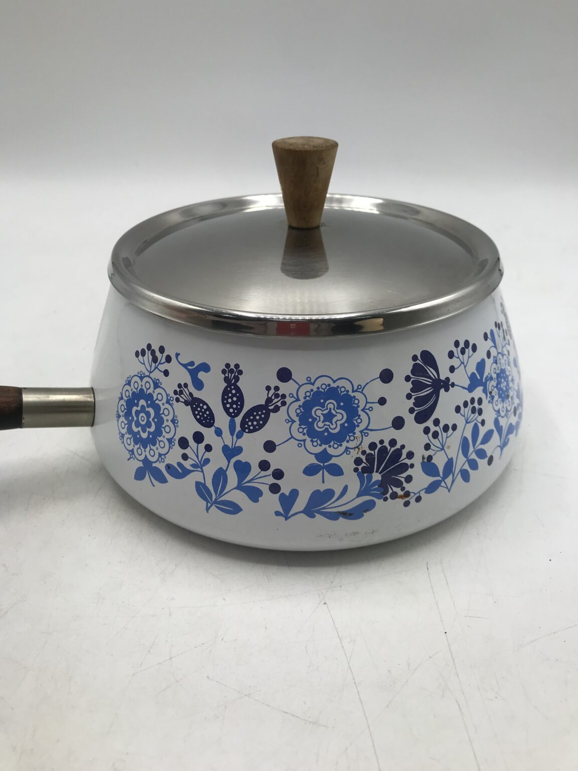 Lot casserole et poêle émaillées vintage - Ressourcerie Histoires Sans Fin