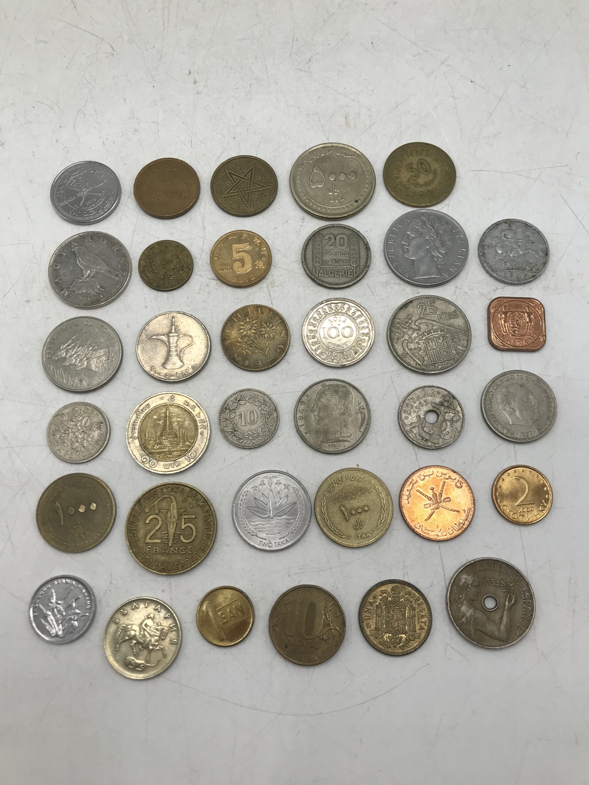 Lot de 35 pièces anciennes - Ressourcerie Histoires Sans Fin