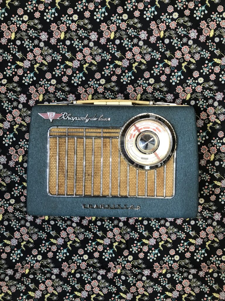 Transistor Rhapsody de luxe vintage - Ressourcerie Histoires Sans Fin
