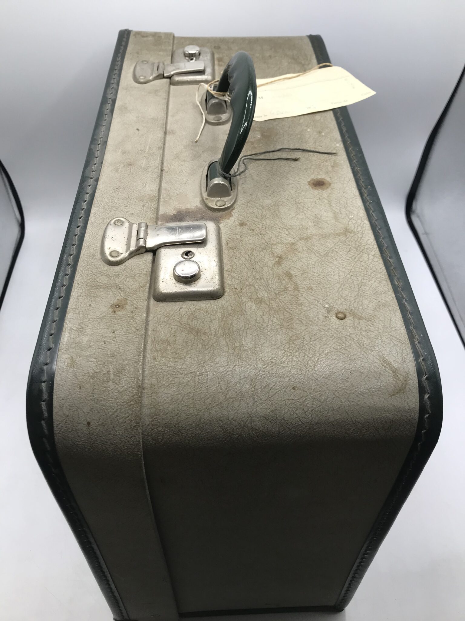 Machine à coudre BERNINA 600 - Ressourcerie Histoires Sans Fin
